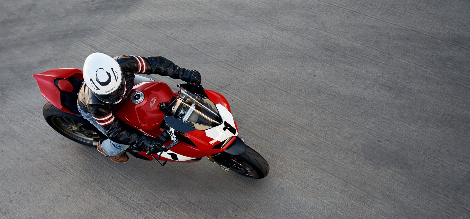 Buy Sena STRYKER full-face helmet | Bikeroutfit.com