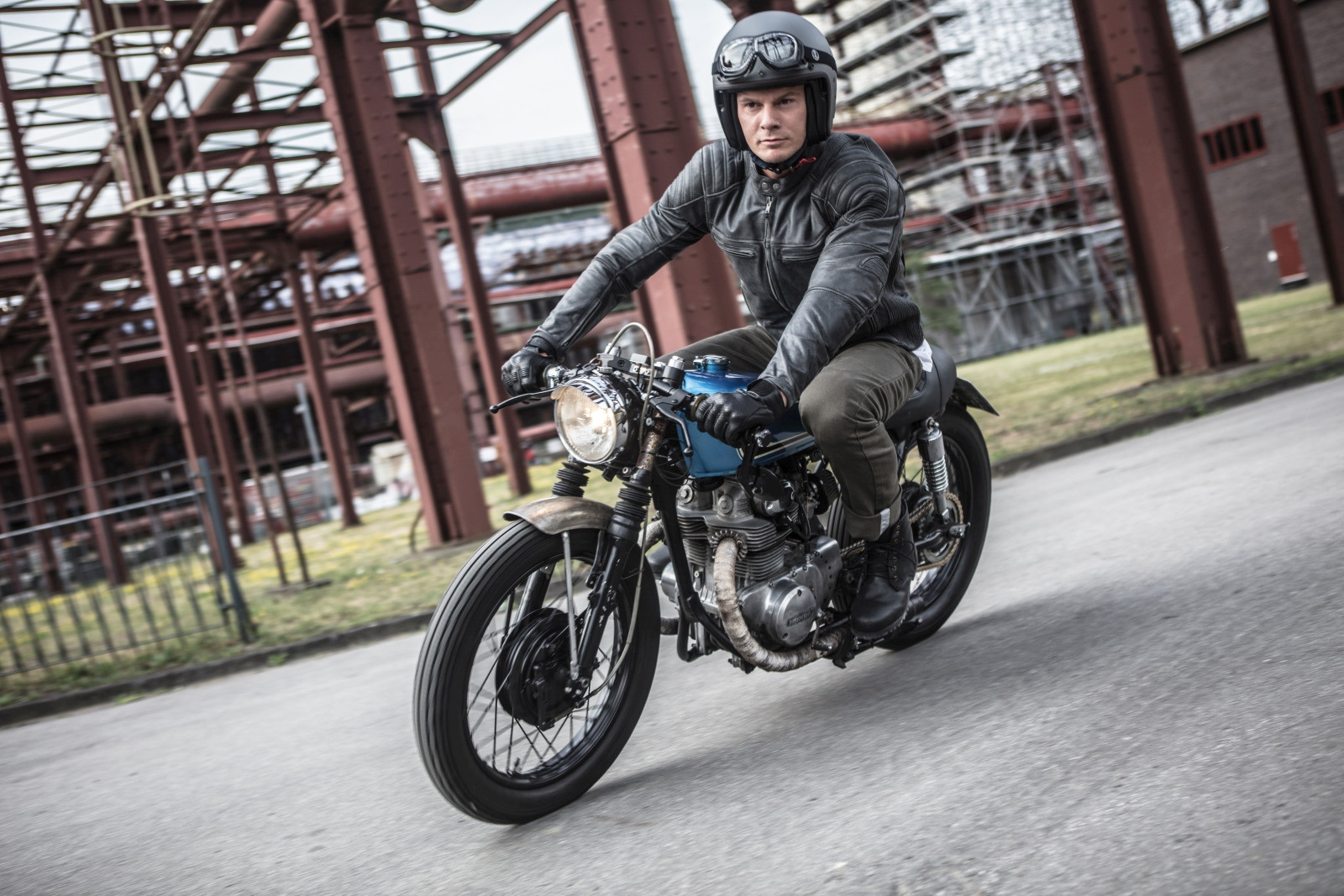 Buy Modeka leather jacket VINCENT AGED | Bikeroutfit.com